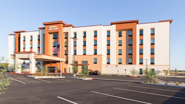 The Hampton Inn Phoenix / East Mesa - Big-D Southwest | Expert Large ...